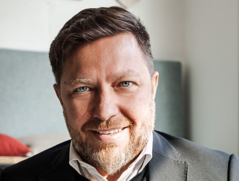 Dept nabs VML's chief business officer for new role